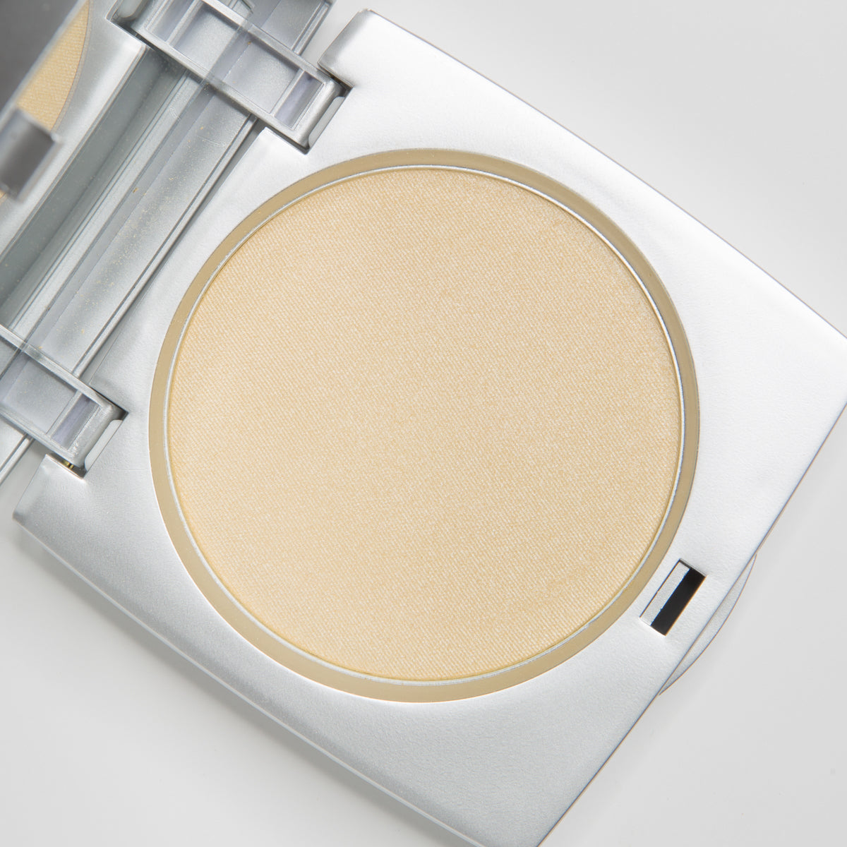 Golden Luster Highlight Powder – Amy Head Cosmetics